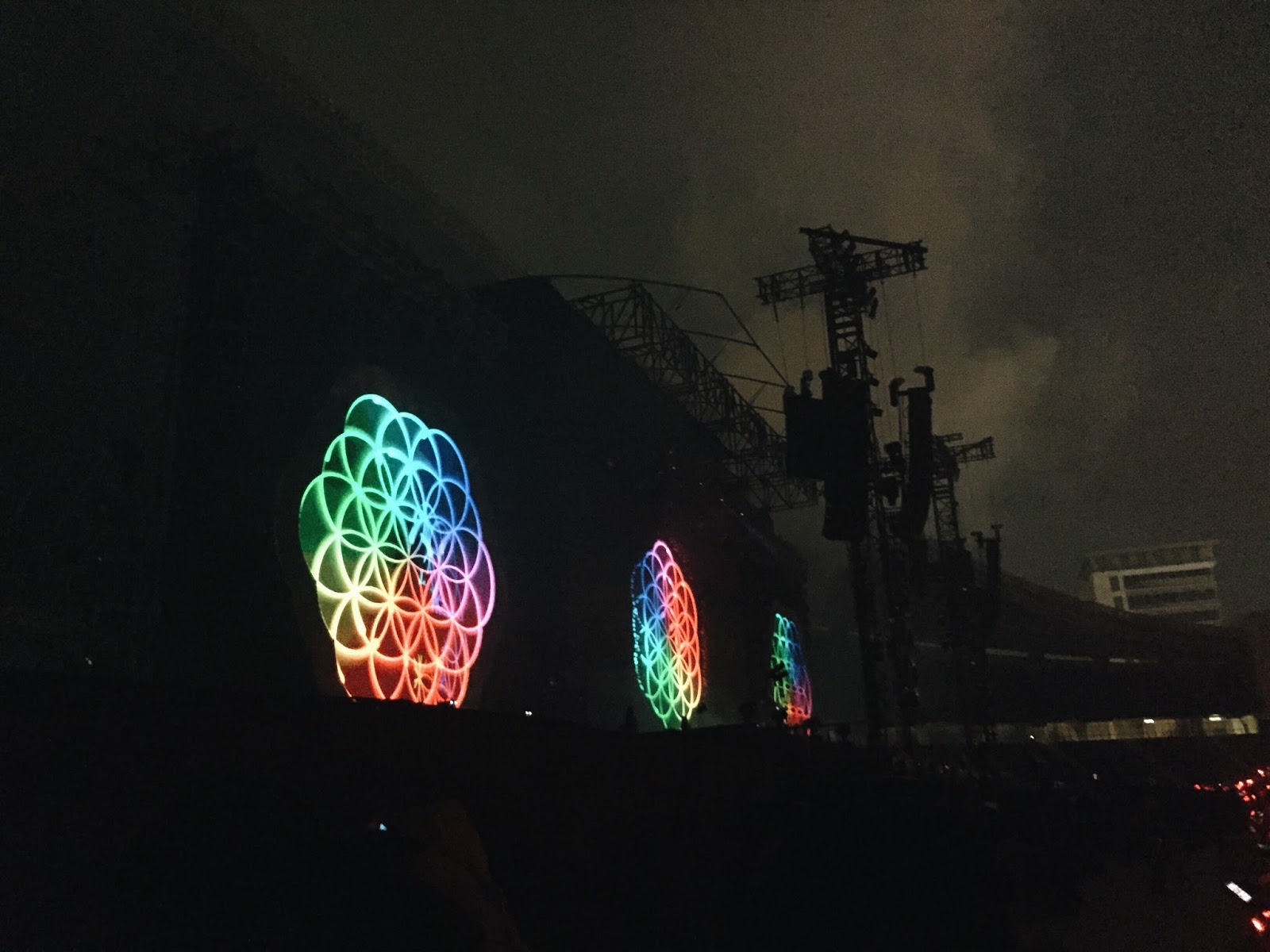 Here Comes The Sun: Coldplay's A Head Full of Dreams Tour in Bangkok