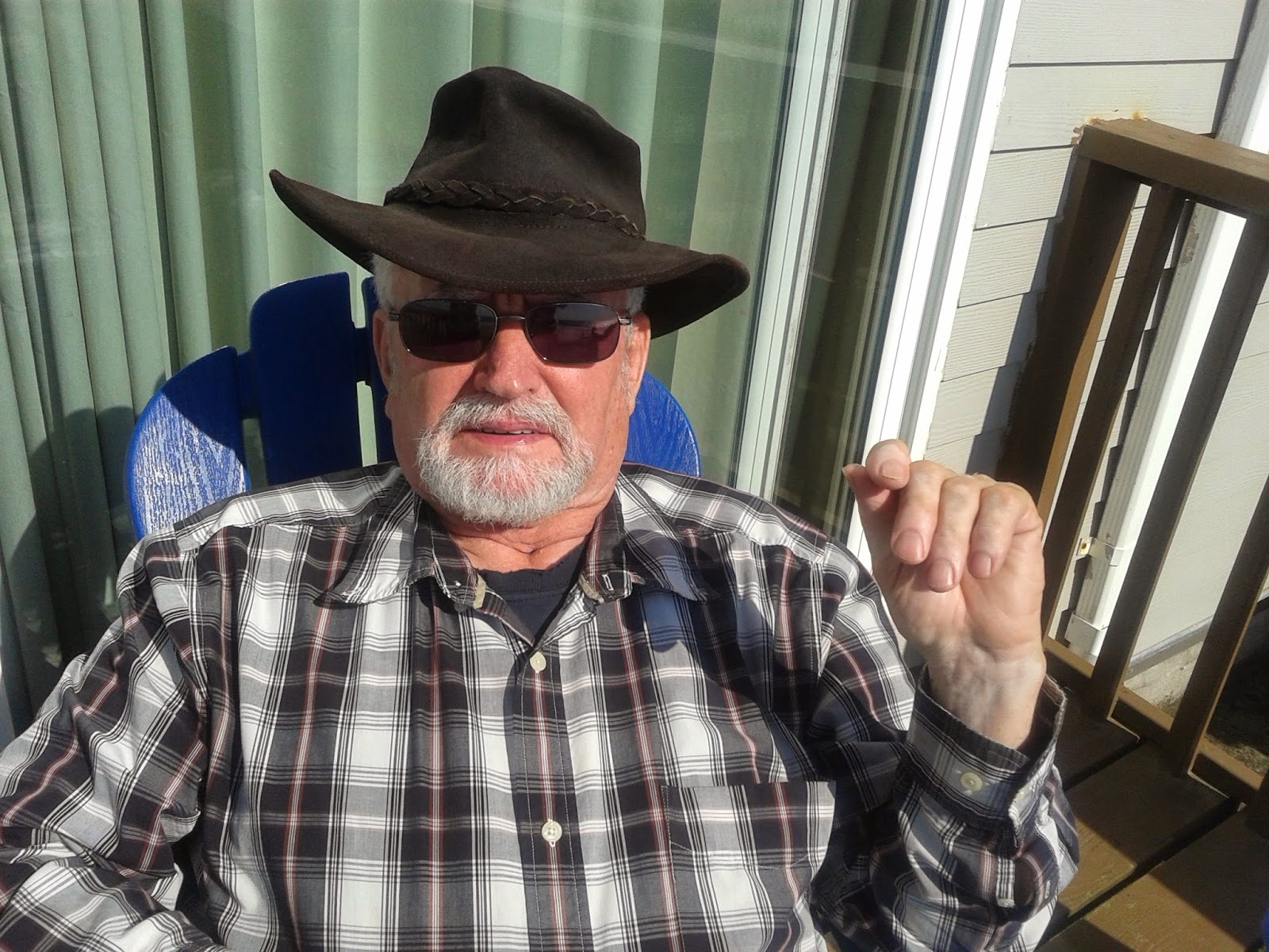 Love and Dissapear: Ray Lester