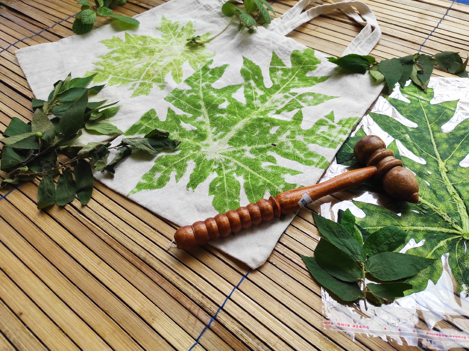 Mengenal Ecoprint, Teknik Mencetak Dengan Bahan Alami