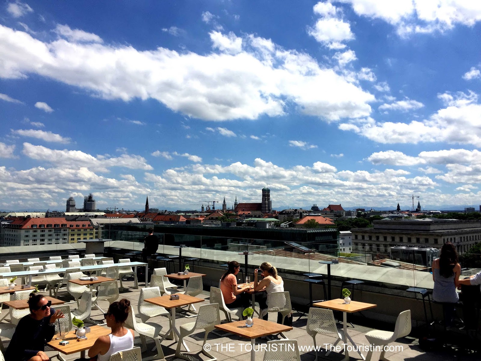 THE TOURISTIN: The Touristin's choice of Top cafés in 8 Munich boroughs