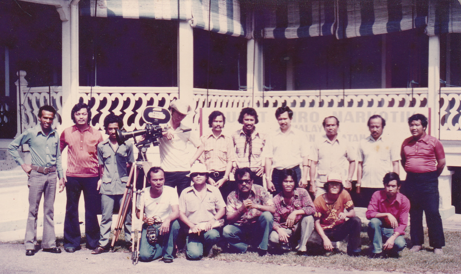 SULUKsufi SALIKINku: Melayu Itu UMNO, UMNO Itu Kafir