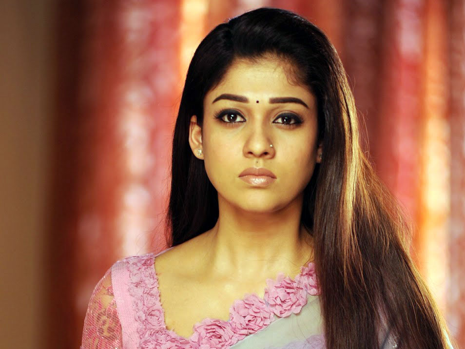 TOLLYWOOD TRIP: Nayanthara stills in Greeku Veerudu Telugu movie Cast&Crew