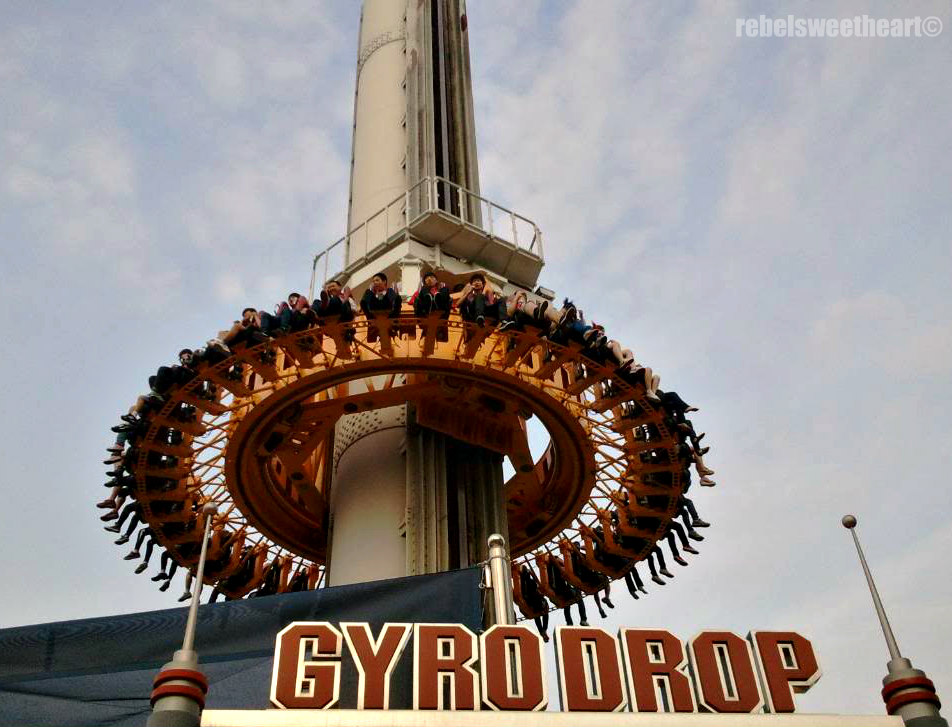 The Rebel Sweetheart.: Seoul Searching | Fun at Lotte World!