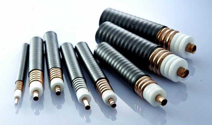 ¿Por qué Usar Cables de 50 Ohm para Transmisiones de RF?