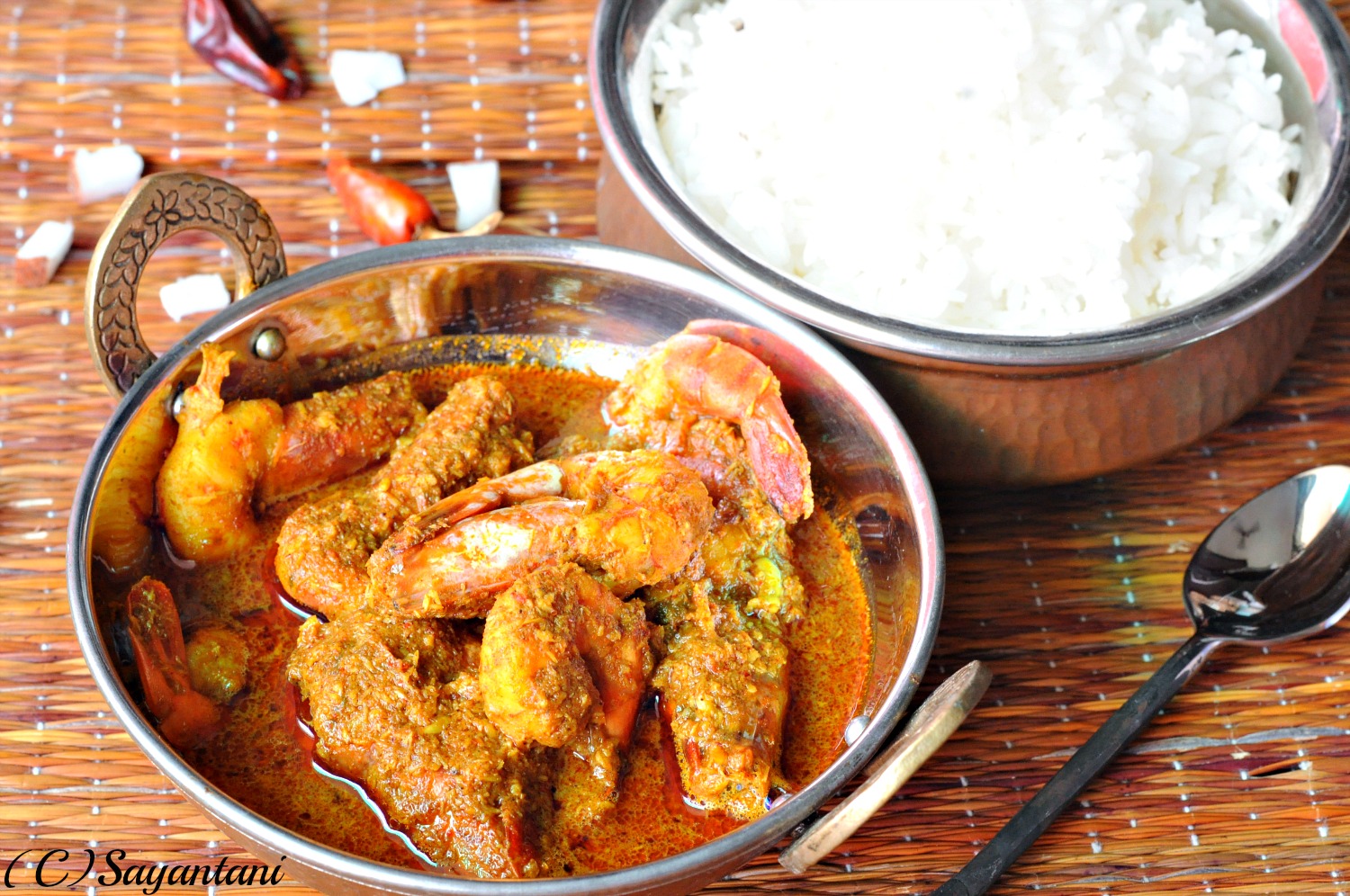 Koli style Prawn curry - A Homemaker's Diary