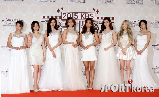 Girls' Generation at the red carpet event of the 2015 KBS' Gayo ...