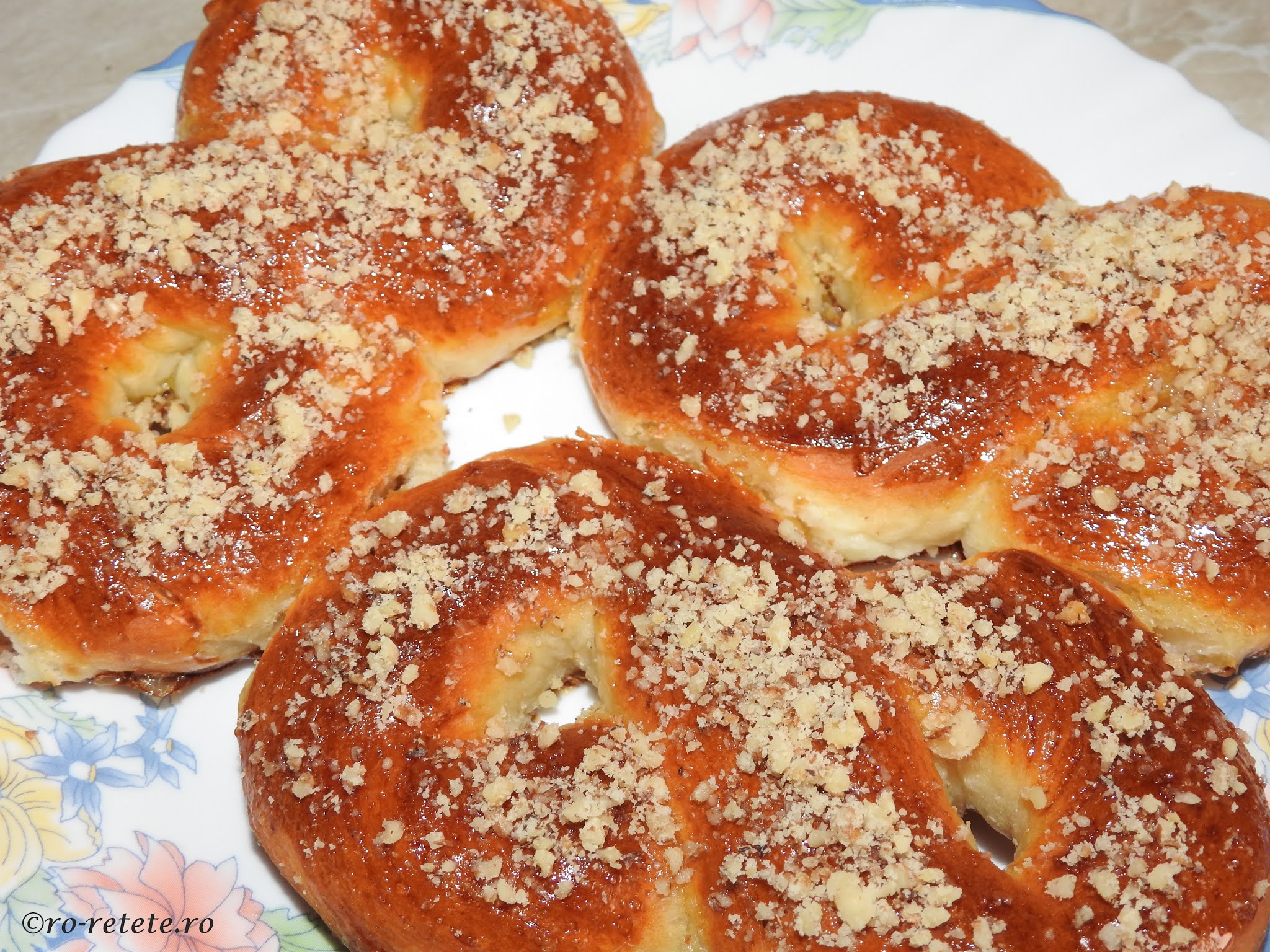 Mucenici moldovenesti reteta | RO-Retete.ro