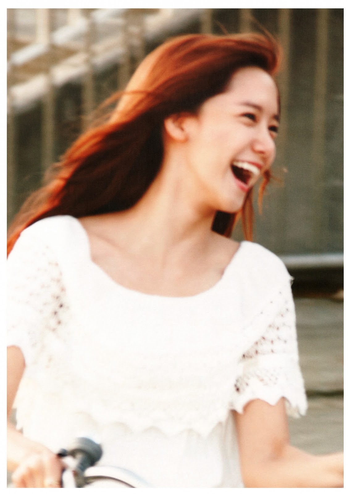Yoona Epic Laugh Wallpaper | SNSD Artistic Gallery