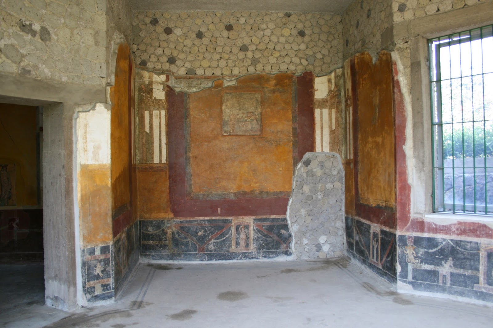 DOMVS ROMANA: Triclinium, espacio para comer y disfrutar en la domus