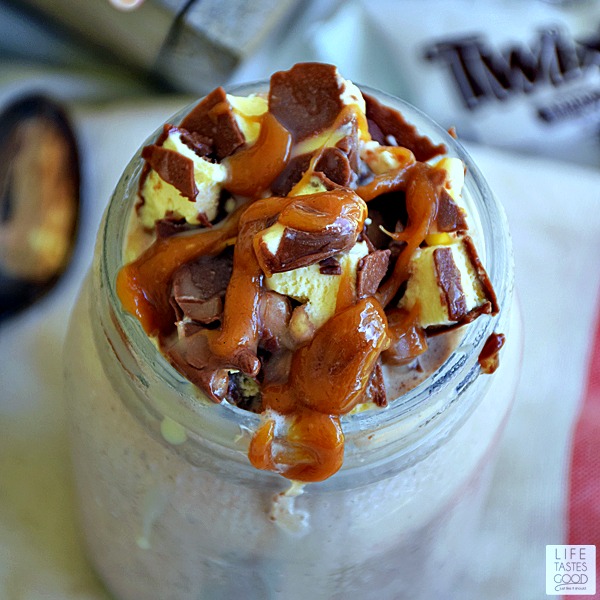 Twix Milkshake | Life Tastes Good