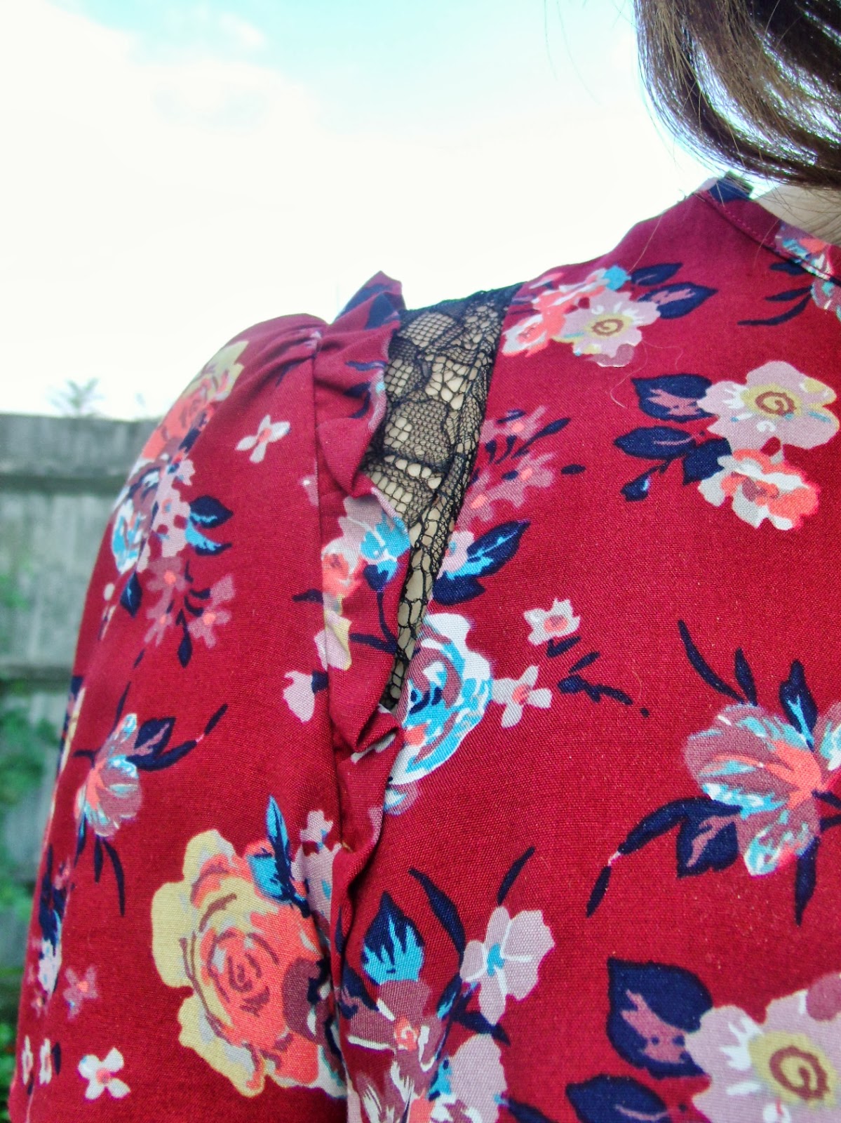 Floral Tea Dress from Warehouse ♥ - Victoria's Vintage Blog