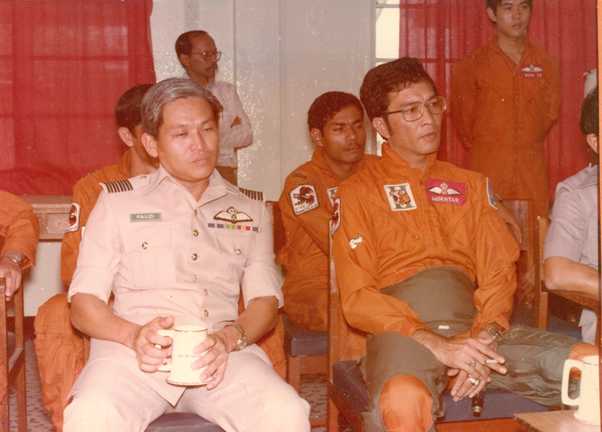 Jottings of Xnuripilot: Dari Album XPegawai Memerintah - Bhg 4