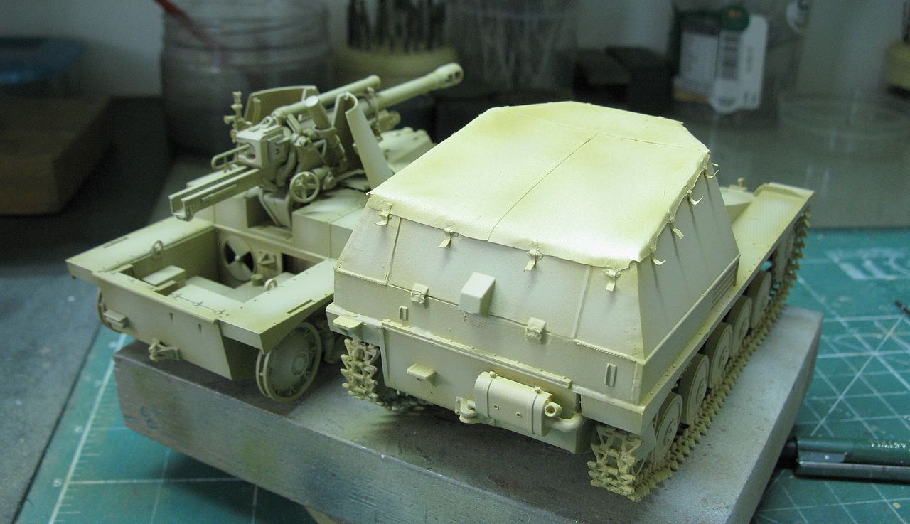 Panzerserra Bunker- Military Scale Models in 1/35 scale: Wespe - 10.5 cm leFH 18/2 auf GII - Sd ...