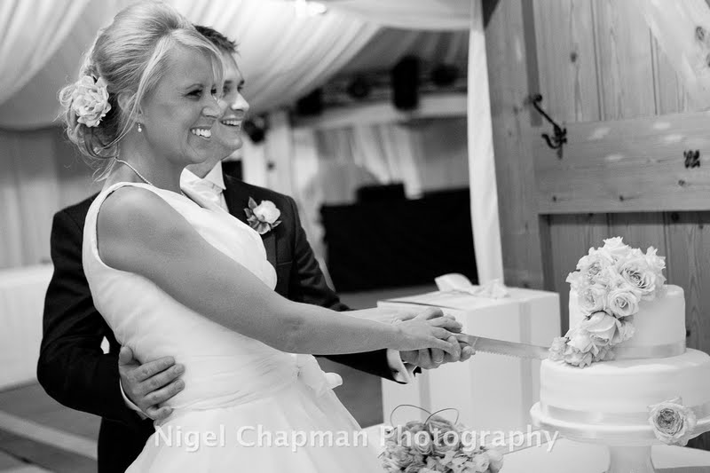 Nigel Chapman Photography: Gemma & Daniel - Notley Tythe Barn 01 August ...