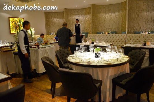 Caviar Restaurant and Champagne Bar