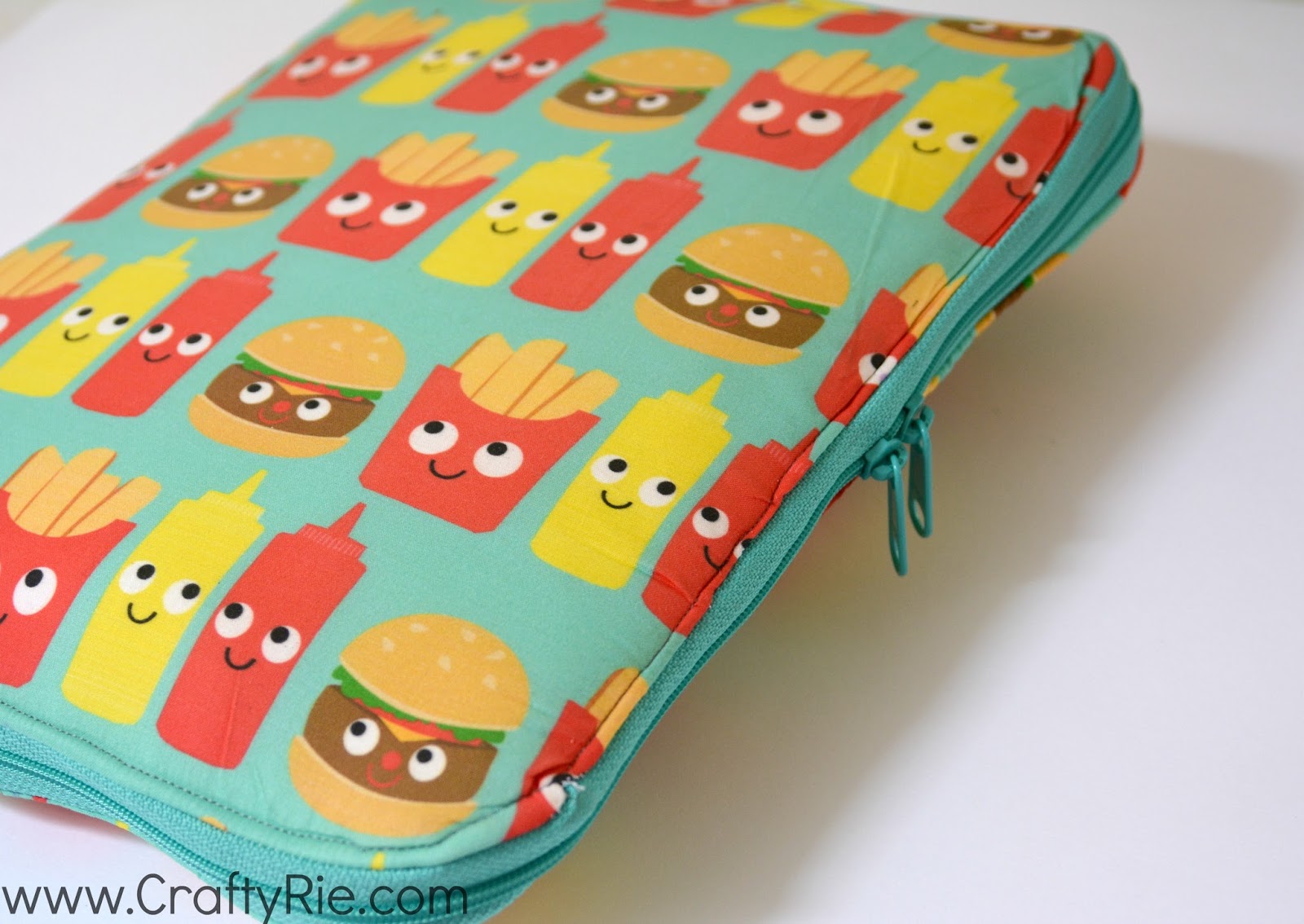 CraftyRie: Making a Makers Case