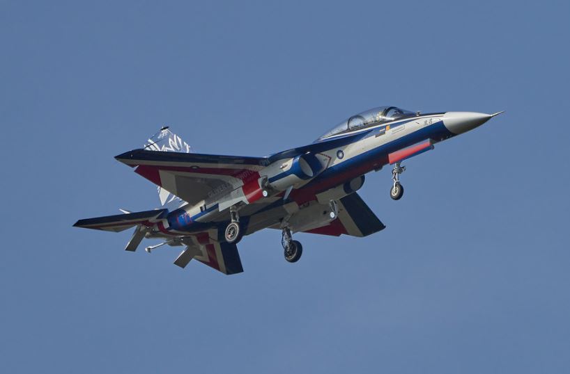 Military and Commercial Technology: Taiwan's T-5 advanced jet trainer ...