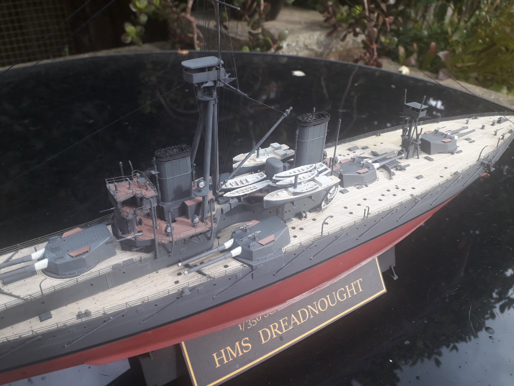 . The Hinckley Shipyard: HMS Dreadnought (1:350)