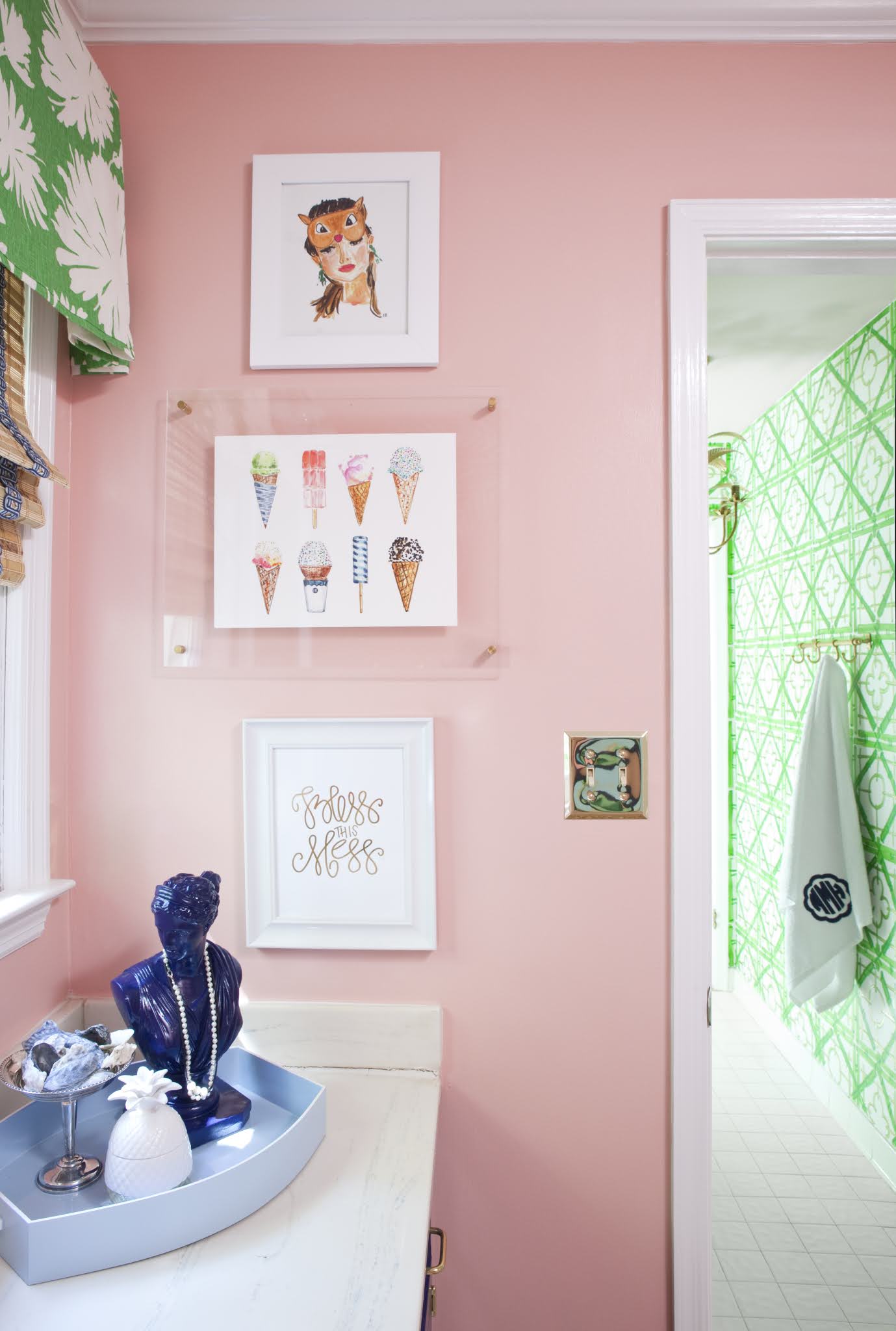 the pink clutch ...: All The Paint, please!