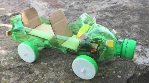 Cara Membuat Mobil Mobilan Listrik dari Botol Plastik Untuk Anak - Kreator Kerajinan