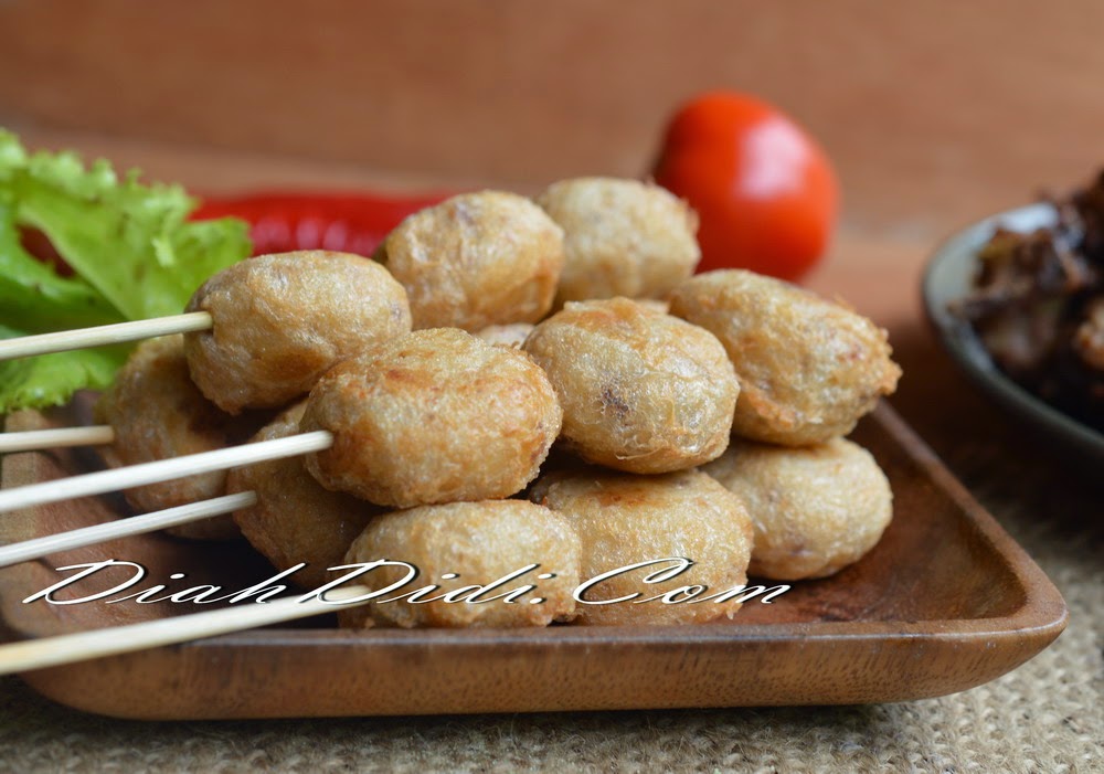 Diah Didi's Kitchen: Sego Gurih & Perkedel Daging