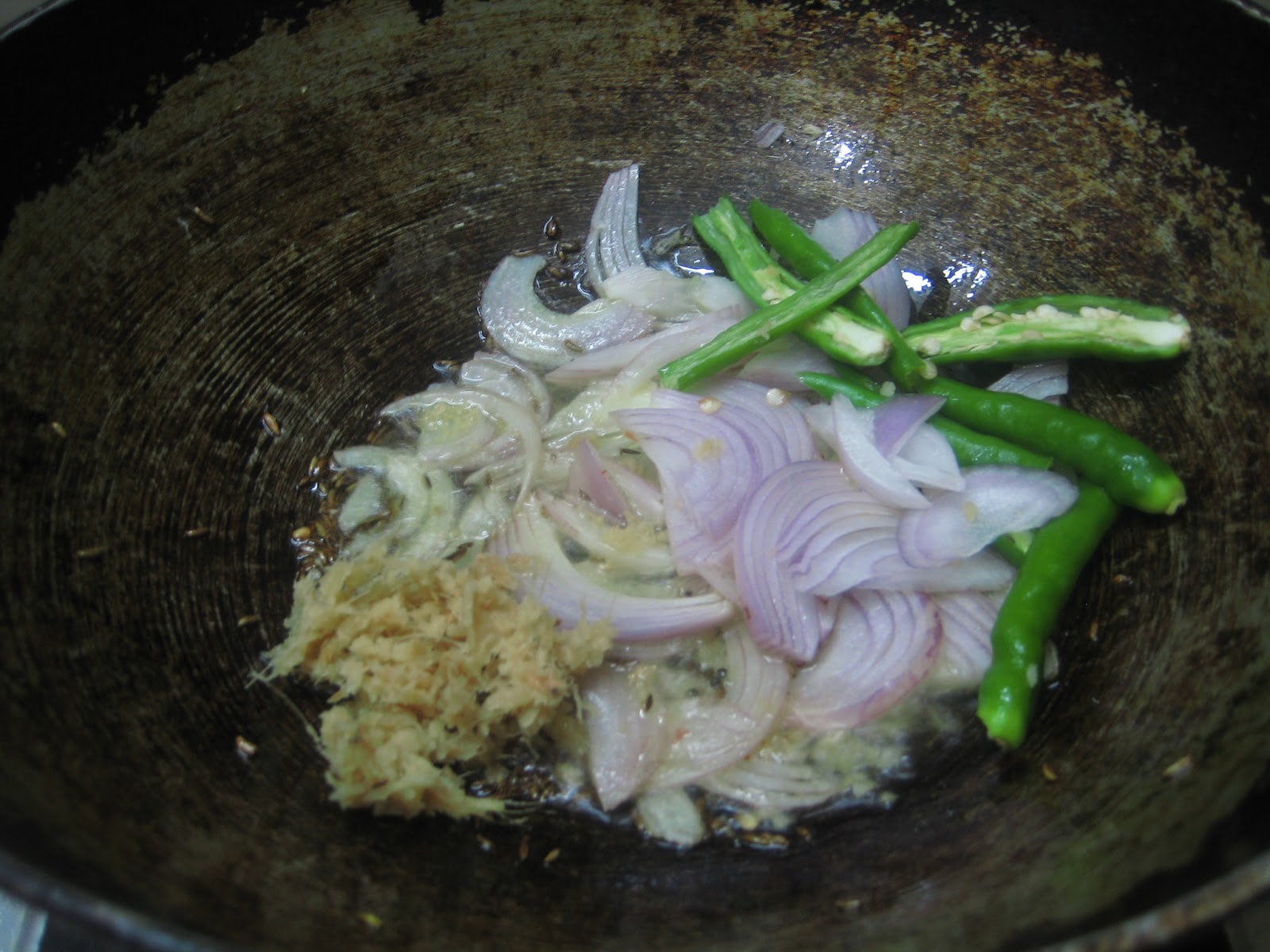 madhuri's kitchen: Poori Aloo Sabji / Poori Dumpala Koora / Poori ...