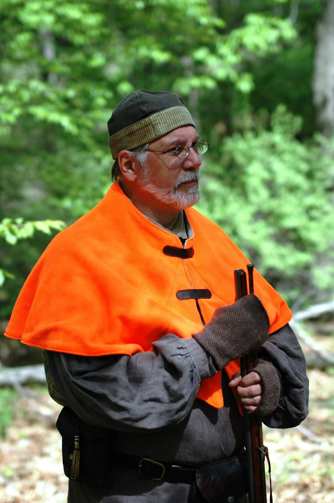 Leather from the Past: Hunters cape & hat