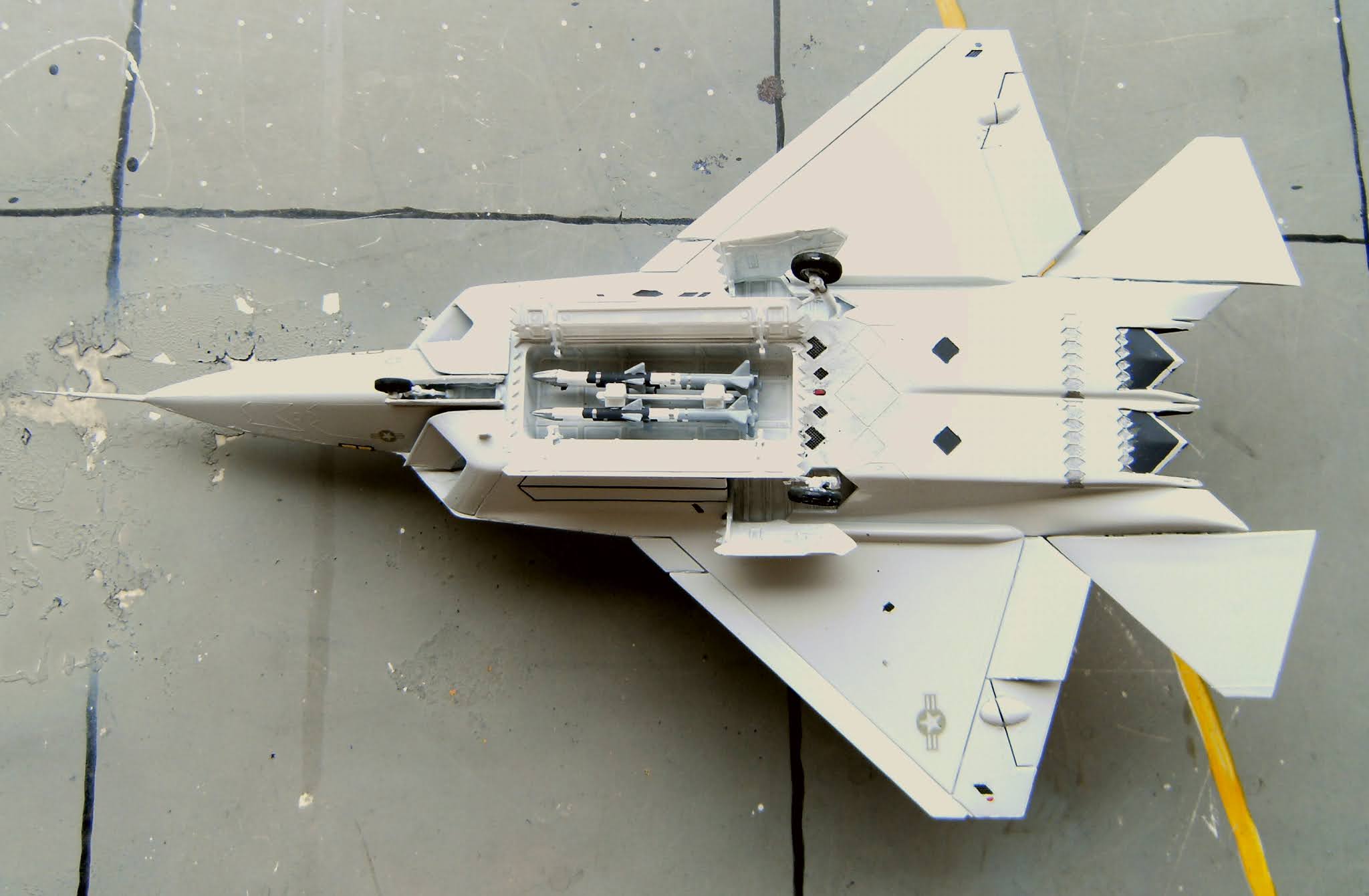 Happyscale-Modellbau: Lockheed Martin F-22 Raptor - Revell 1/72