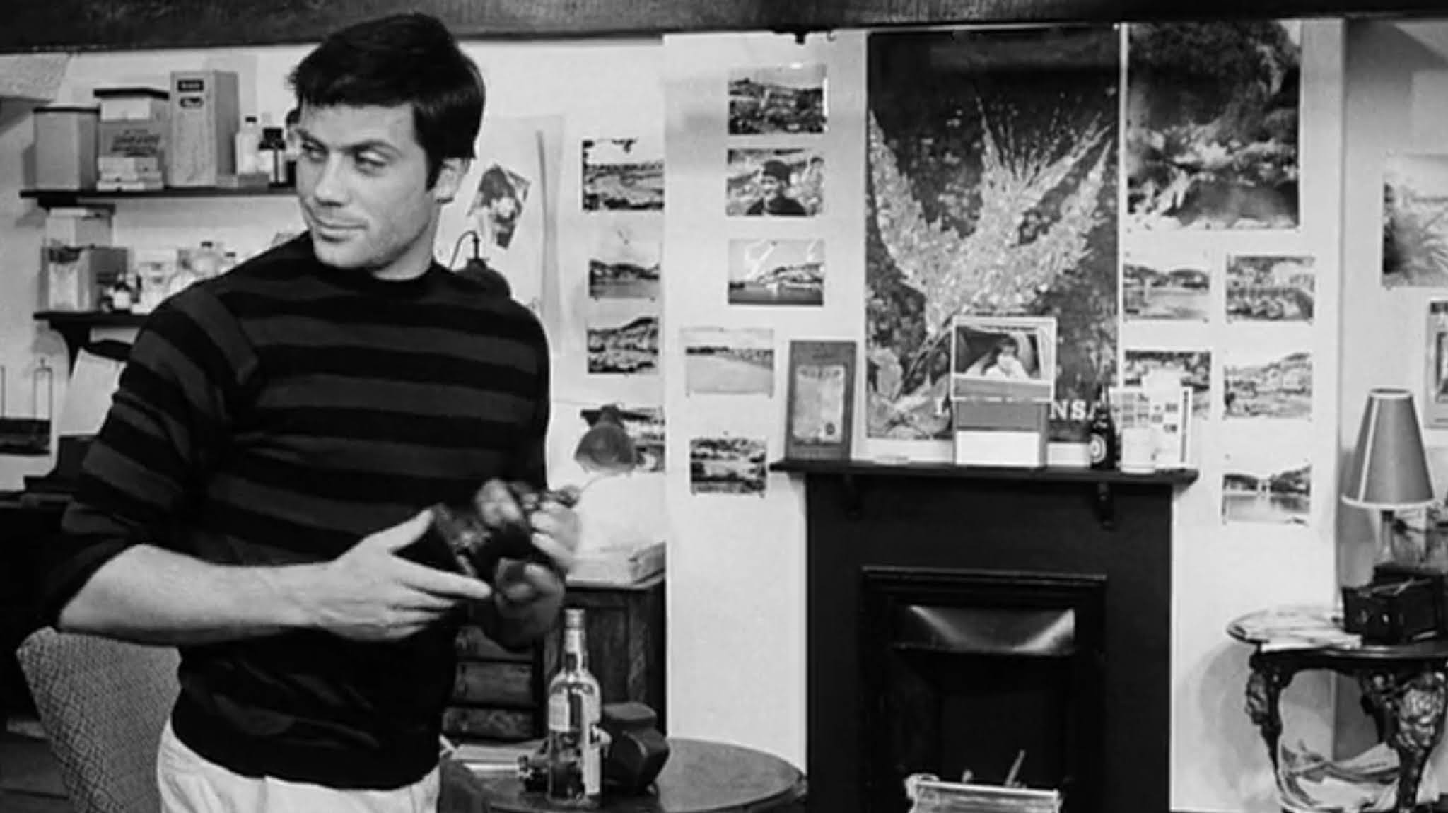 cult film freak: MICHAEL WINNER DIRECTS OLIVER REED RUNNING 'THE SYSTEM'