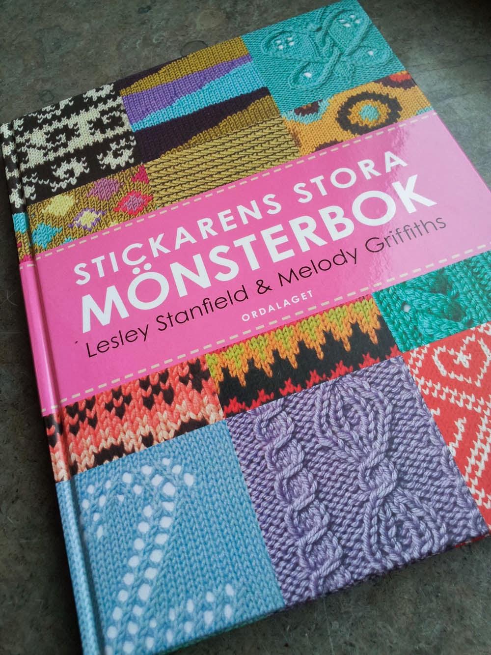 Dagny stickar och virkar: Stickarens stora mönsterbok