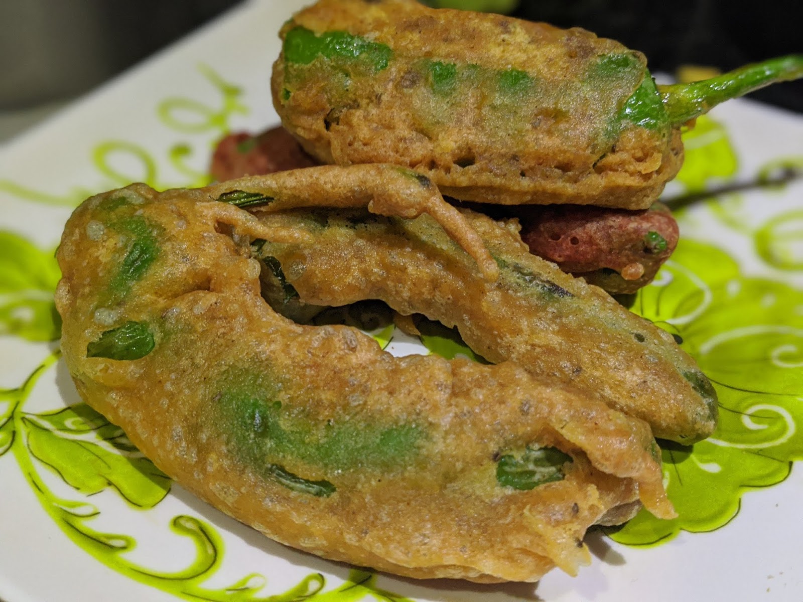 Mirchi wada/Mirchi Bhajji/ Chili fritters Recipe