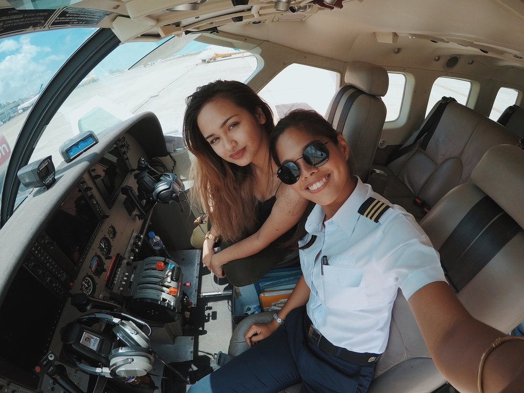 (Not) Straight Outta The Closet: My Coming Out Story / CLARE SANCHEZ INSO