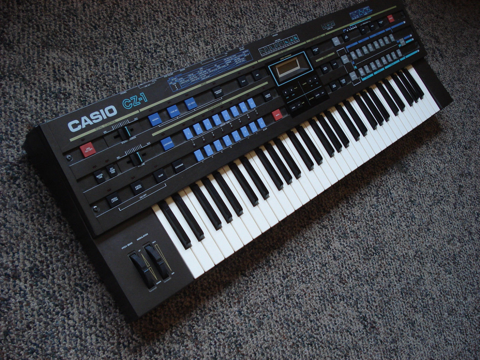 MATRIXSYNTH: Casio CZ-1 Phase Distortion Synthesizer SN 300523