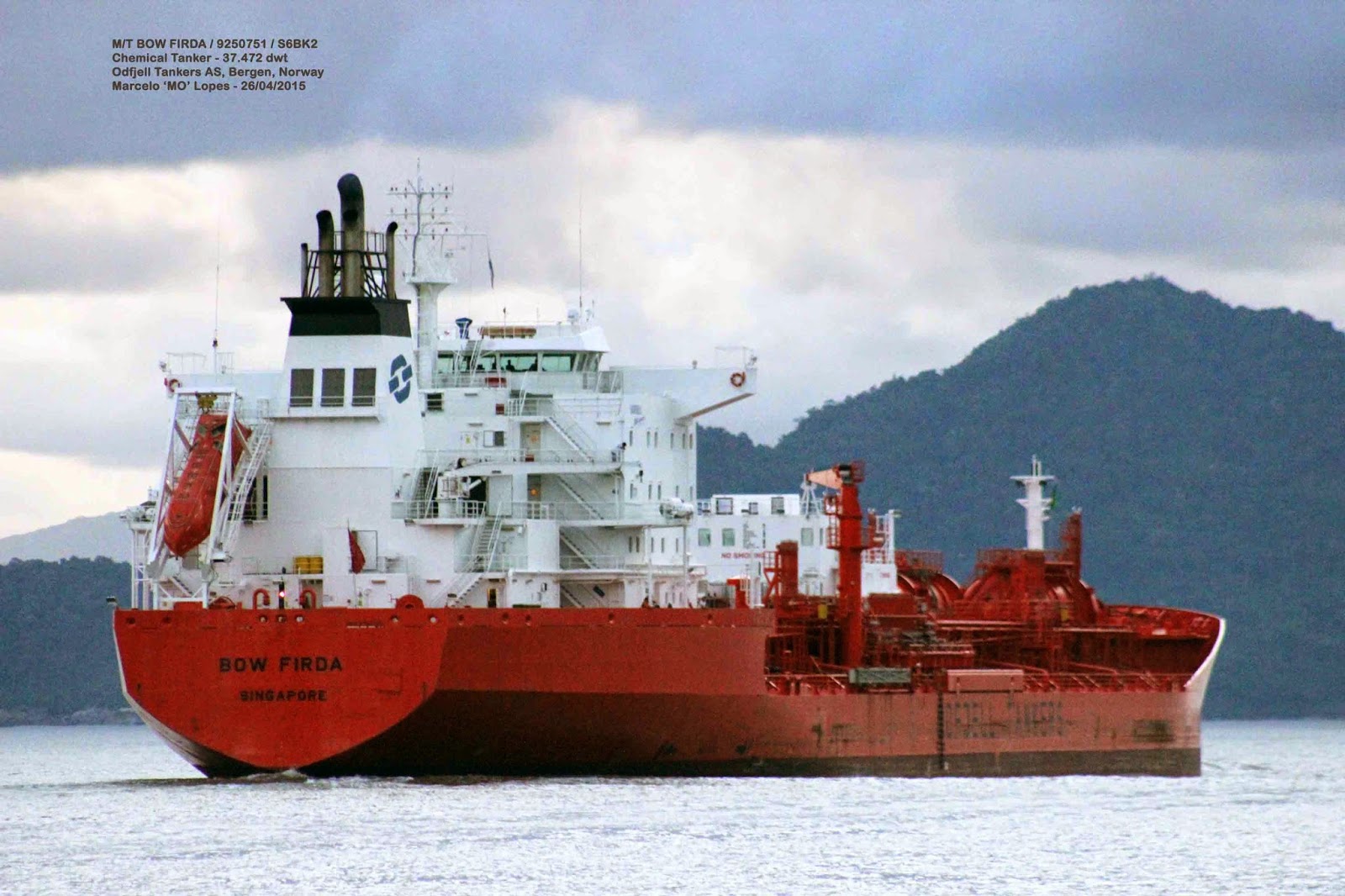 Santos Shiplovers: M/T Bow Firda / S6BK2 - Leaving Santos 26/04/2015
