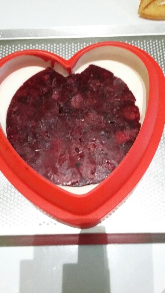 Entremets vanille fruits rouges