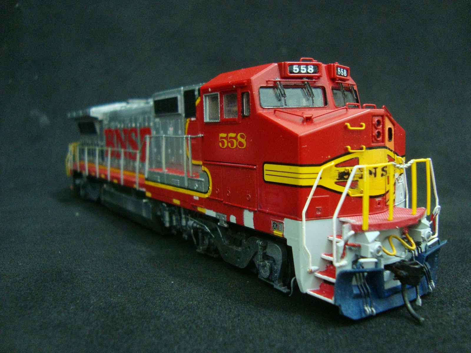 SFTRENS Ferromodelismo HO DCC: GE Dash B40-8W BNSF 558 EX SANTA FE WARBONNET Atlas Master DCC