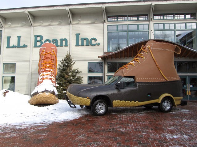 Terrierman's Daily Dose: LL Beans' Bootmobile