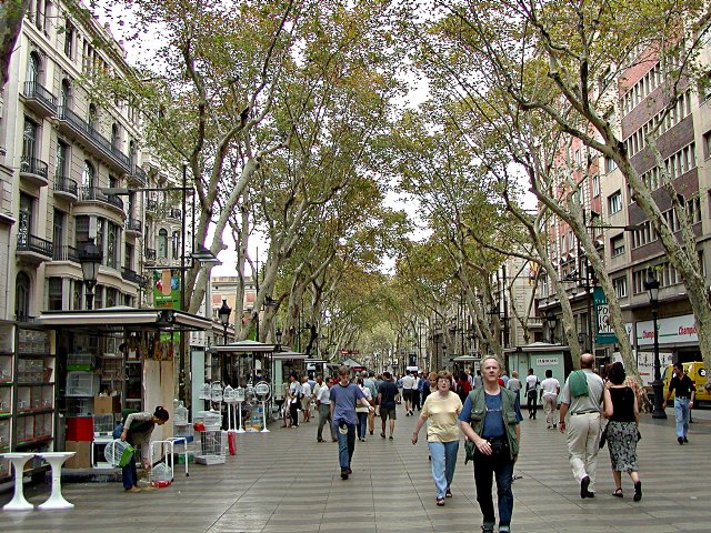 Travel Usher: La Rambla Street