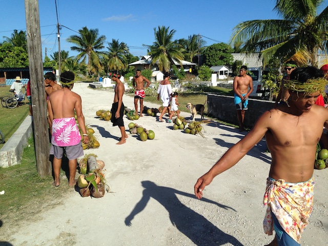 Voyage of Minimus: Manihi, 7-18-2017--Coconut races and duets