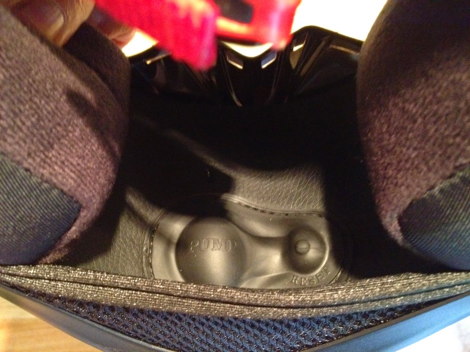 Held Bike Gear: What We Wear: The Held ST-6 full carbon helmet