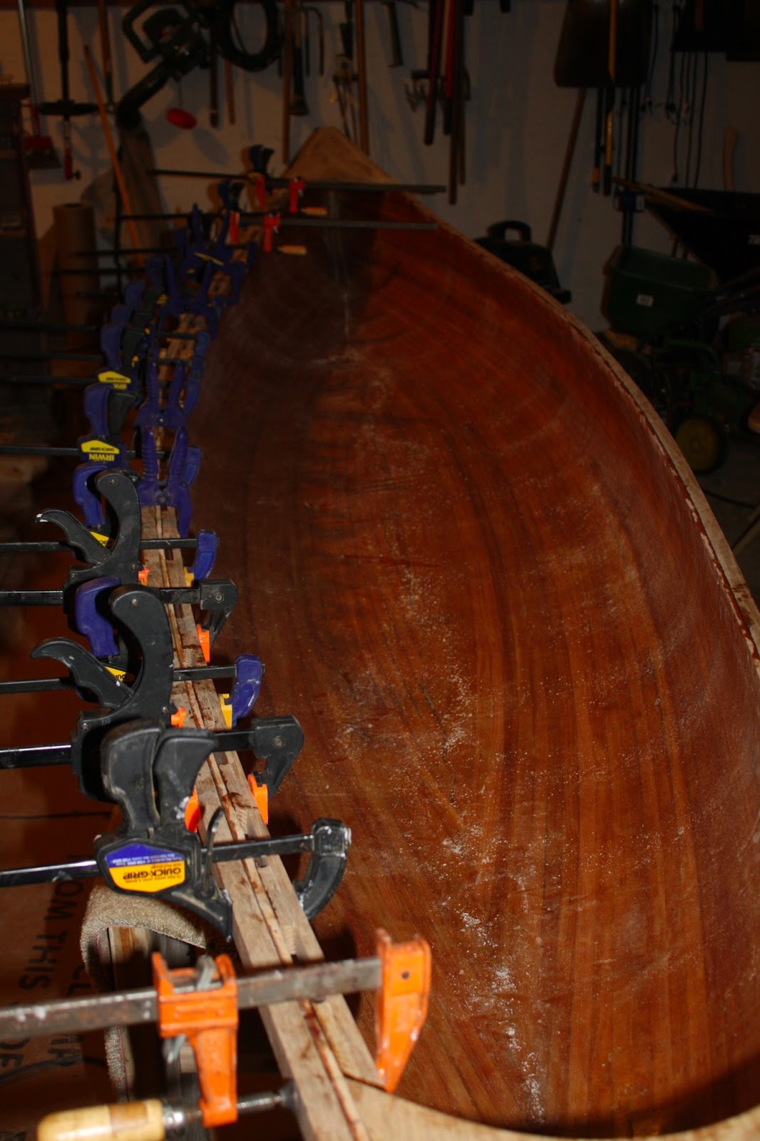 Cedar Strip Canoe: Installation of the Gunwales