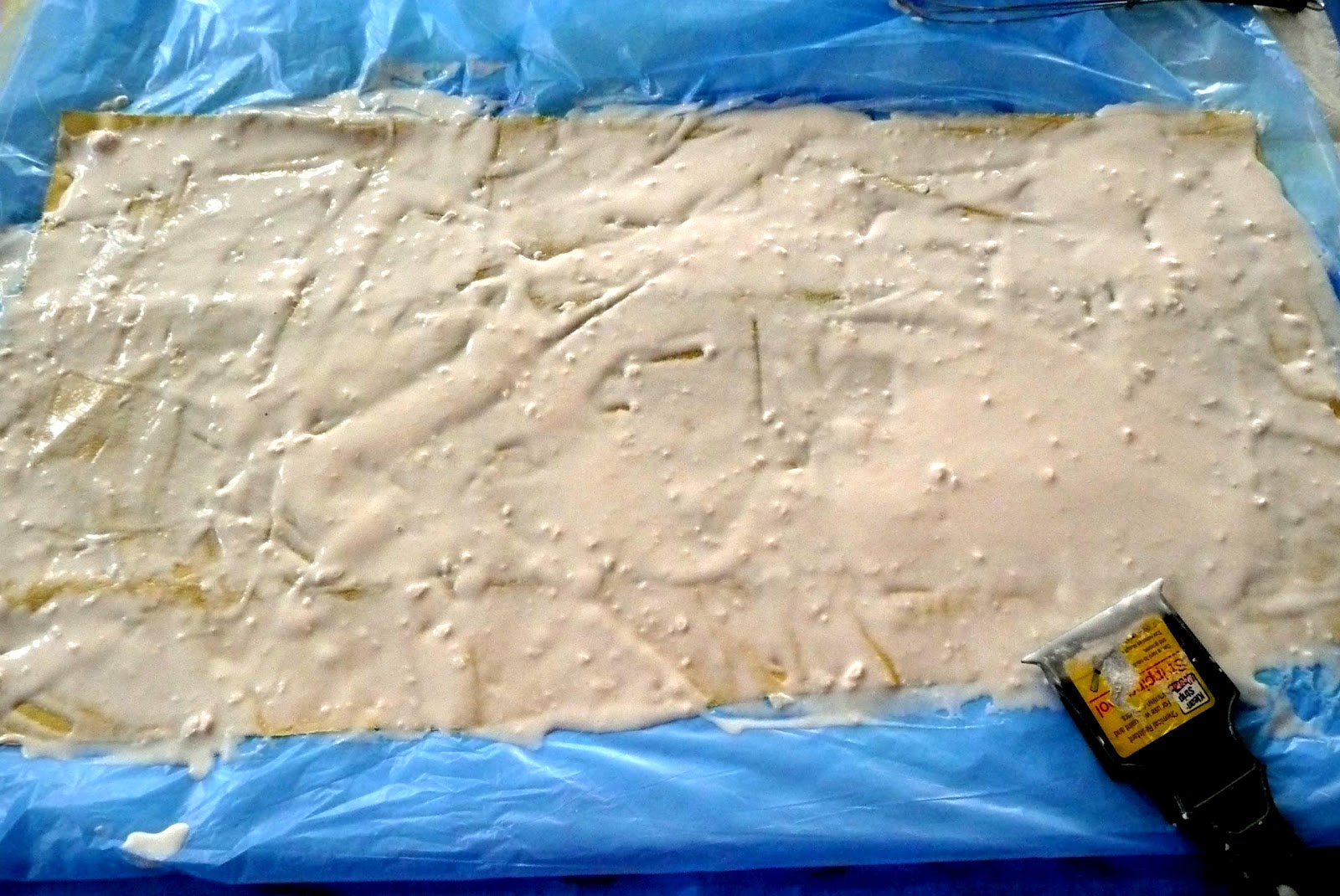 Linda's Art Quilts: Create Surface Design with White Flour Paste