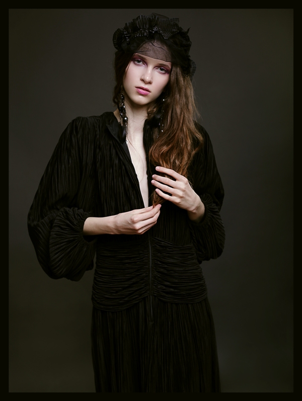 Maria Pushkova: Даша Холодных в Нижнем