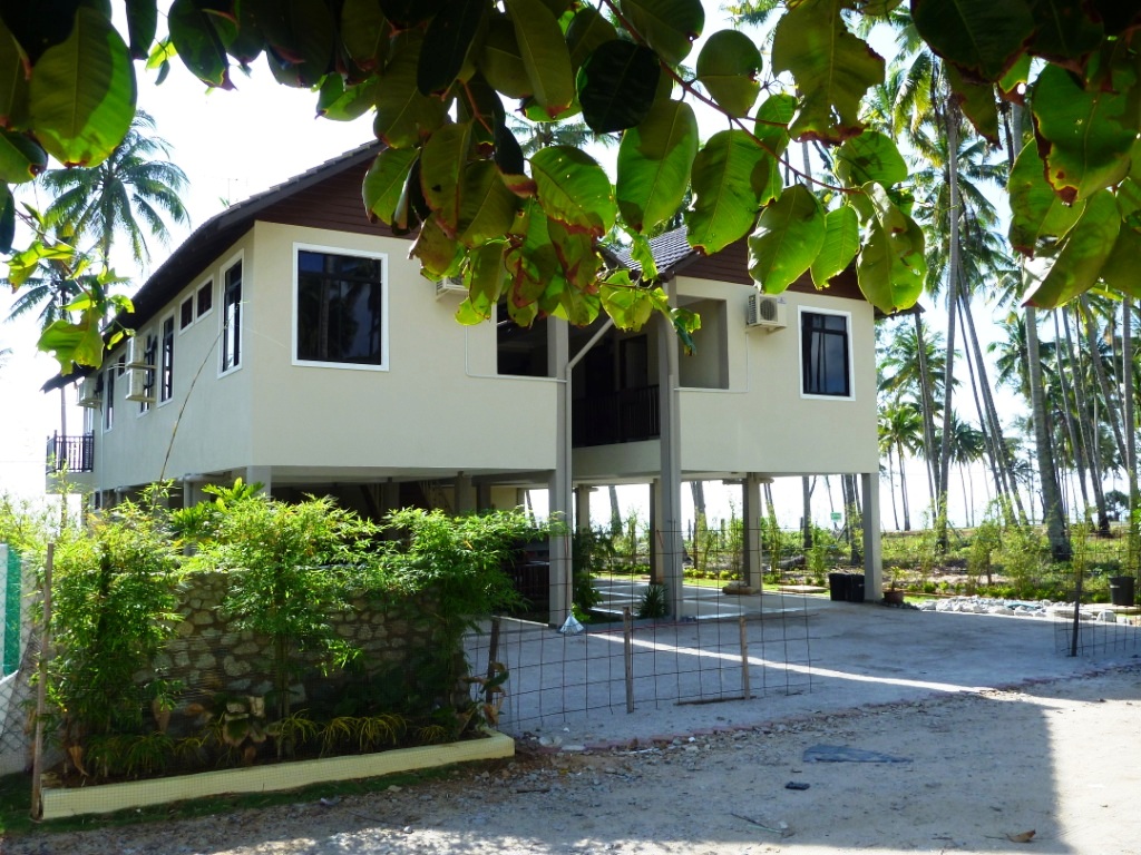ainaresthouse: rest house di pantai Dungun, Terengganu