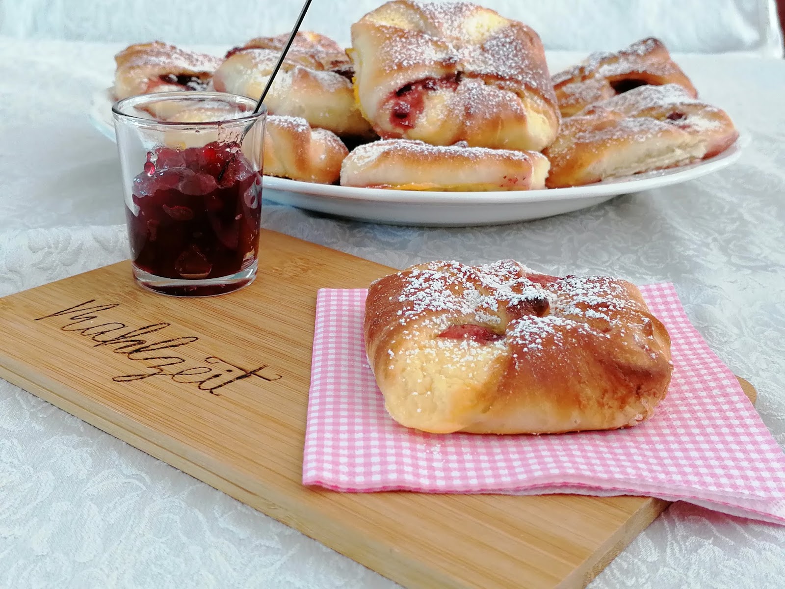 Preiselbeer- Topfentascherl