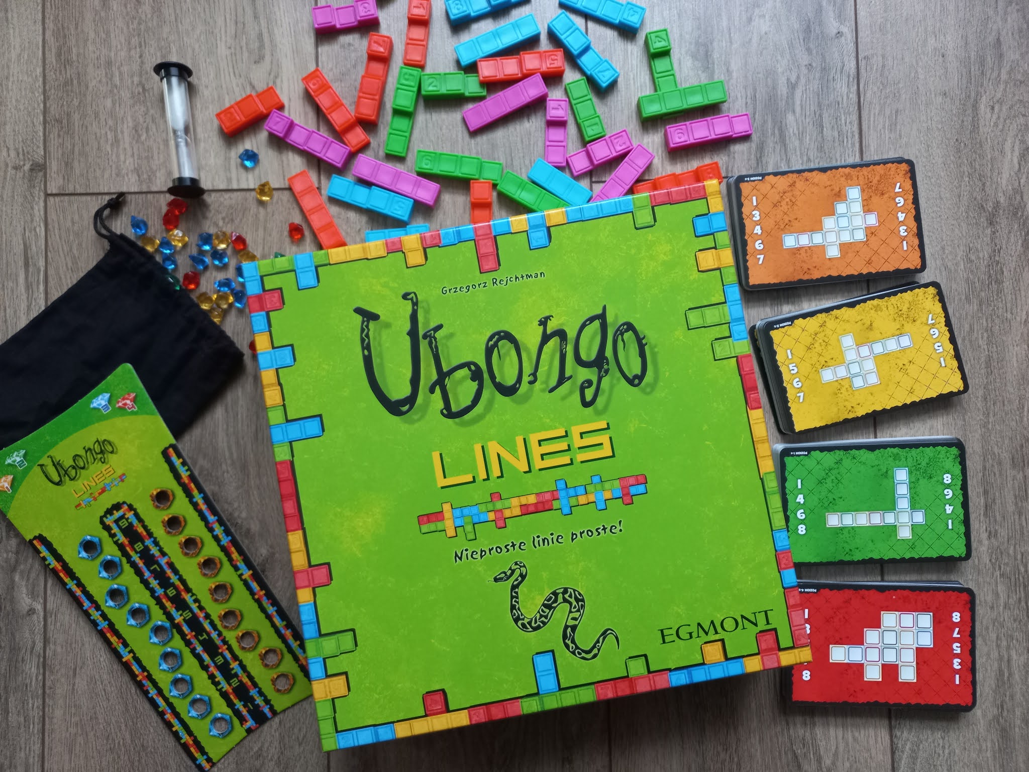 Gra(my) w piątki: "Ubongo Lines" (Wydawnictwo EGMONT)