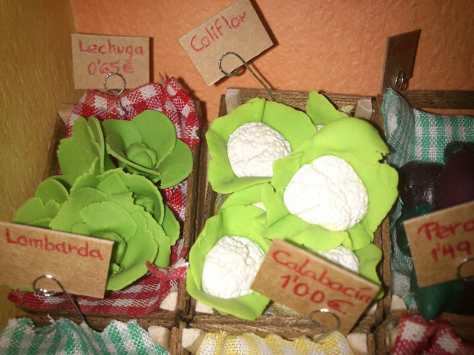 Las Miniaturas de Isa: FRUTARIA... tienda de frutas y verduras.