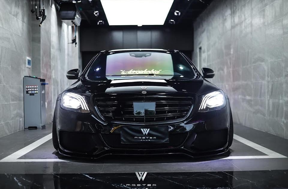 Mostbook: Tuning Mercedes Benz W222 Stance