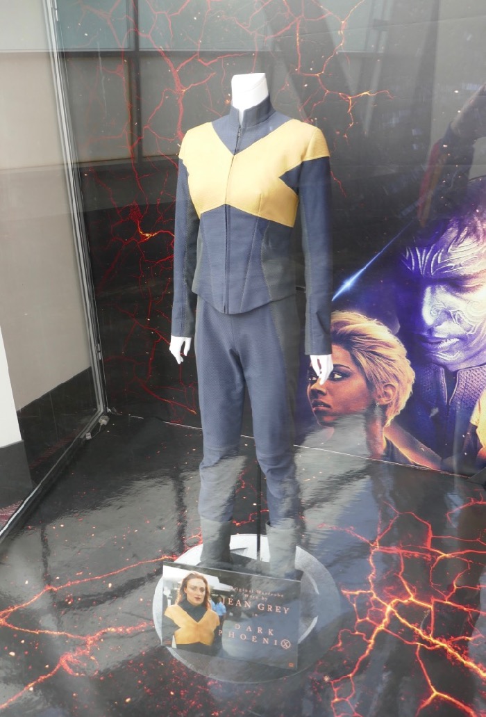 Hollywood Movie Costumes and Props: Sophie Turner's X-Men: Dark Phoenix ...