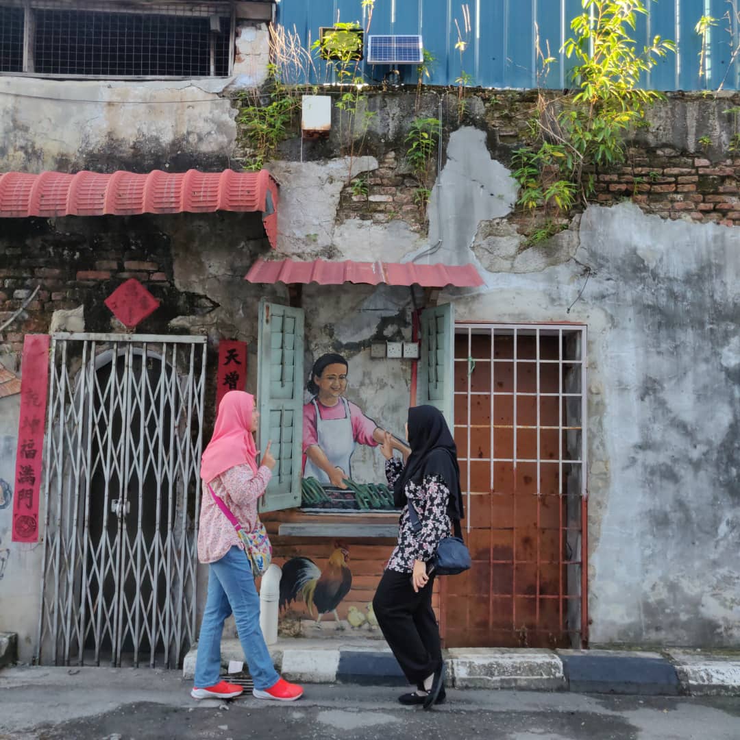 Jalan-Jalan di Muar Mural Street (Muar Cultural Walk)